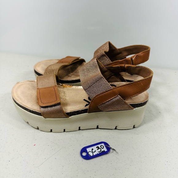 Shoes | Otbt Nova Platform Wedge Sandal Tan Metallic Cushioned Ankle ...